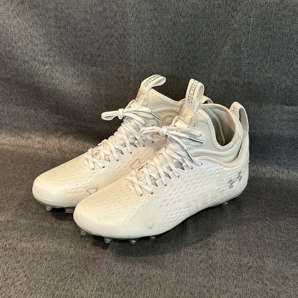 Under Armour | Shoes | New Under Armour Spotlight Lux Mc 2 White ...